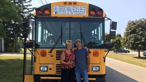 Truck Driver Turns School Bus Into ‘Noah’s Ark’ for Hurricane Florence ...
