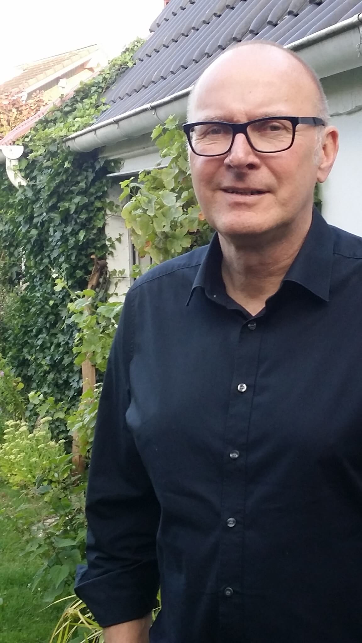 'Vegconomist' Founder Peter Link Is Out to Prove the Vegan Industry Is ...