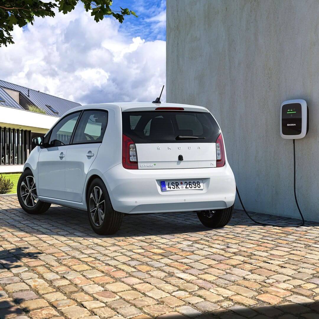 This Is the Electric Vegan Car You've Been Waiting For (Updated May 28 ...