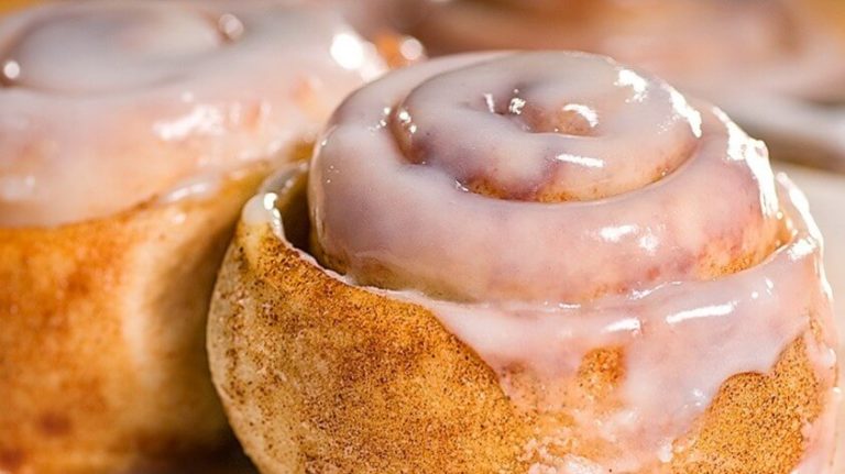 Portland Is Getting a Vegan Cinnamon Roll Shop