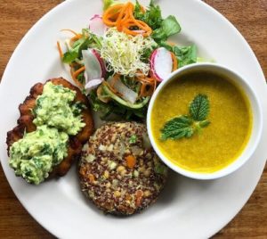 Vegan Guide to Costa Rica: Pineapples, Plantains, and More!